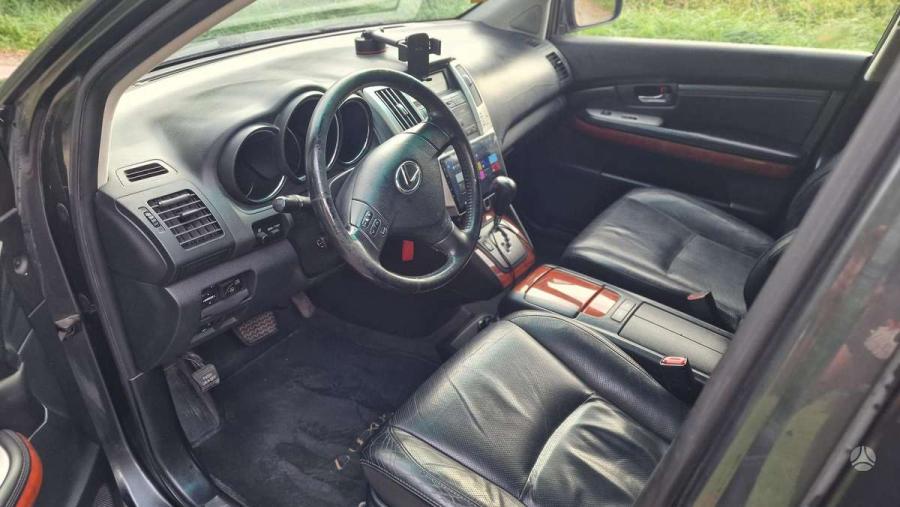 Pelēks Lexus RX 300 2004 Šauļi, ar dzinēja tilpumu 3.00 L un nobraukumu 312 tūkst. km par 2950 €, foto 8 vietnē AUTOMOTO.COM.LV