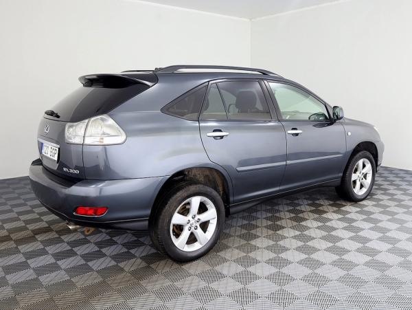 Grey Lexus RX 300 2004 in Tallinn, with an engine capacity of 3.00 L and mileage of 266 thousand km for 2799 €, photo 11 on AUTOMOTO.COM.LV