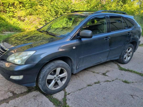 Grey Lexus RX 300 2006 in Kaunas, with an engine capacity of 3.00 L and mileage of 408 thousand km for 2550 €, photo 1 on AUTOMOTO.COM.LV