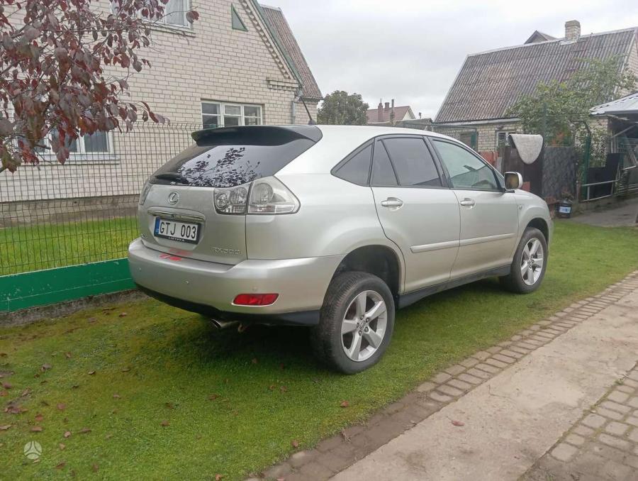 Pelēks Lexus RX 300 2016 Nemenčinė, ar dzinēja tilpumu 3.00 L un nobraukumu 345 tūkst. km par 3000 €, foto 1 vietnē AUTOMOTO.COM.LV
