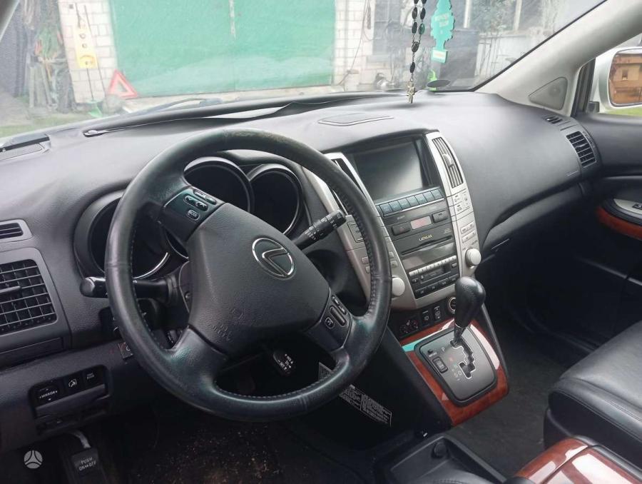 Pelēks Lexus RX 300 2016 Nemenčinė, ar dzinēja tilpumu 3.00 L un nobraukumu 345 tūkst. km par 3000 €, foto 5 vietnē AUTOMOTO.COM.LV