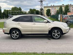 Lexus RX 300 2004 in Narva, with an engine capacity of 3.00 L and mileage of 261 thousand km for 2499 €, photo 6 on AUTOMOTO.COM.LV