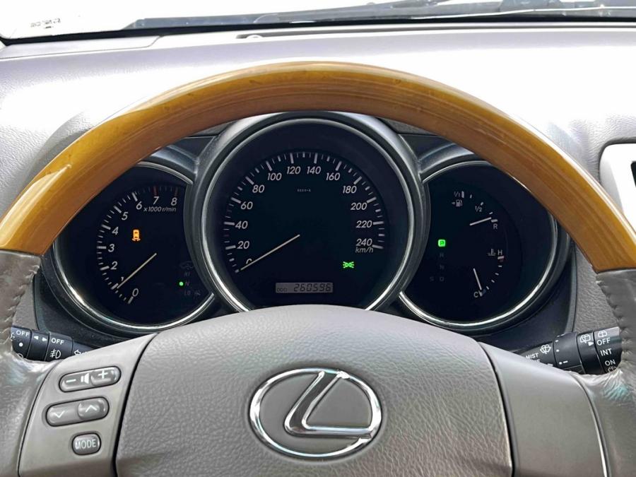 Lexus RX 300 2004 in Narva, with an engine capacity of 3.00 L and mileage of 261 thousand km for 2499 €, photo 21 on AUTOMOTO.COM.LV
