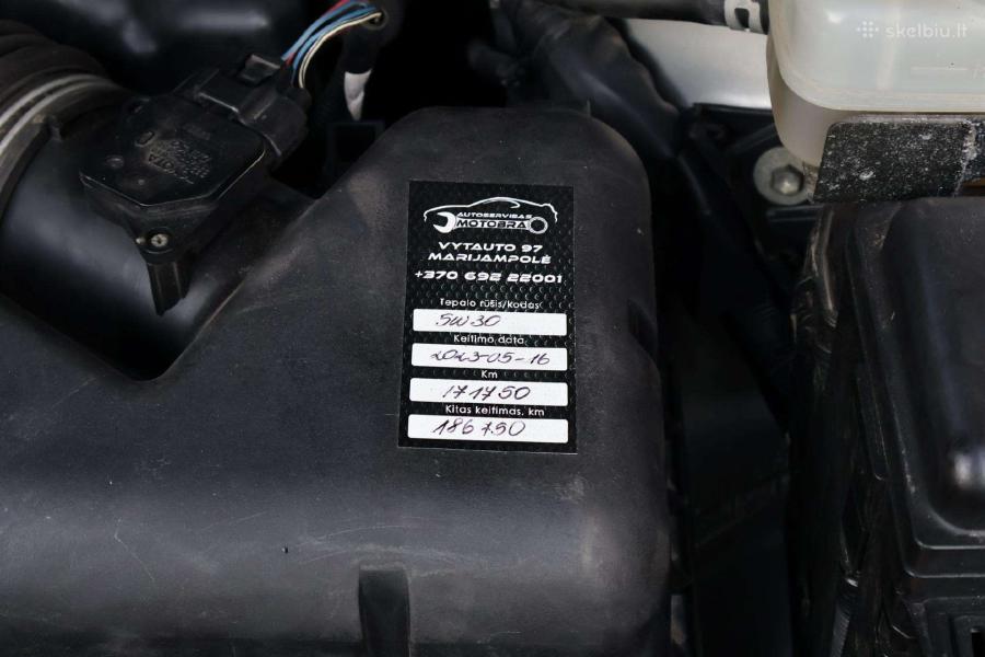 Dzeltens Lexus RX 300 2003 Marijampole, ar dzinēja tilpumu 3.00 L un nobraukumu 185 tūkst. km par 5650 €, foto 12 vietnē AUTOMOTO.COM.LV