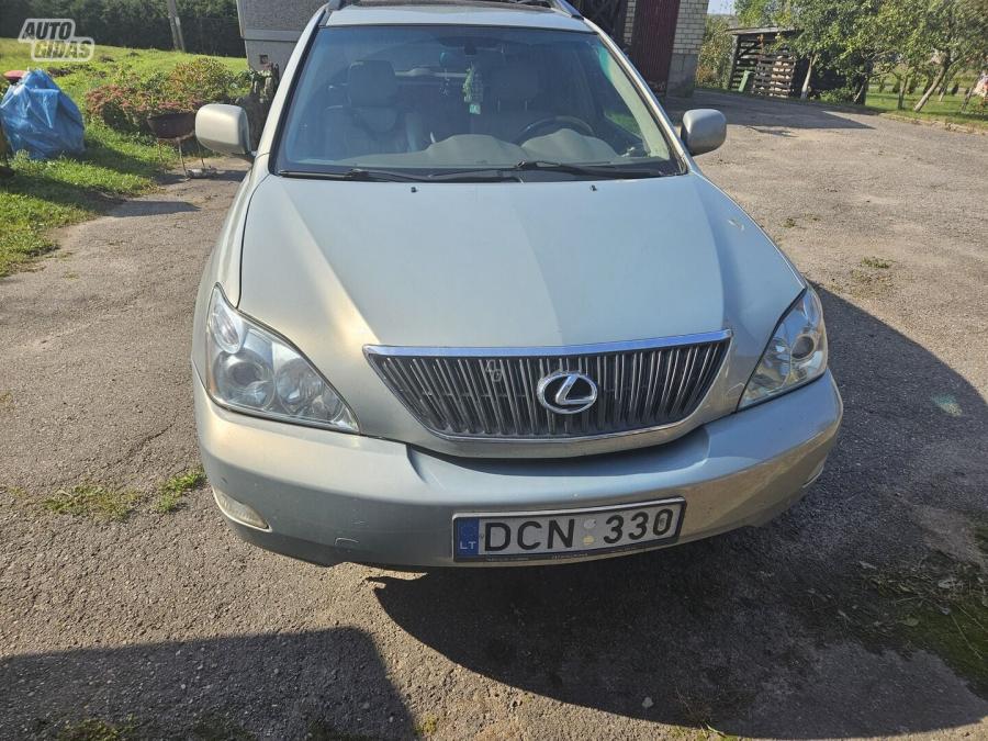 Lexus RX 330 2004 in Vilnius, with an engine capacity of 3.30 L and mileage of 280 thousand km for 4000 €, photo 7 on AUTOMOTO.COM.LV