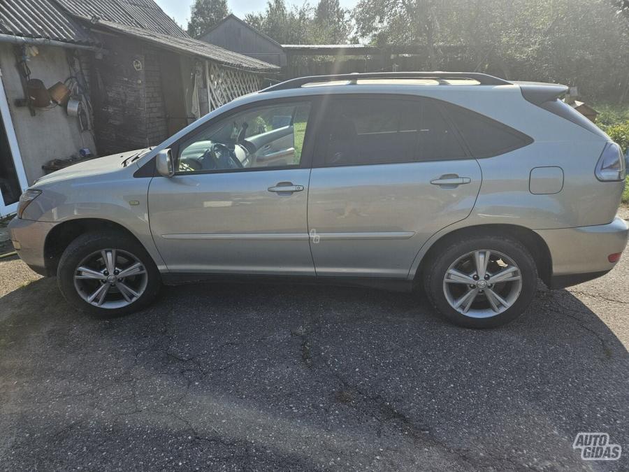 Lexus RX 330 2004 in Vilnius, with an engine capacity of 3.30 L and mileage of 280 thousand km for 4000 €, photo 9 on AUTOMOTO.COM.LV