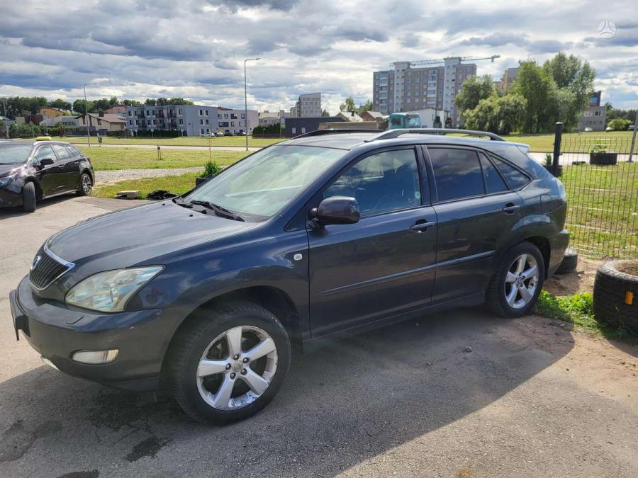 Grey Lexus RX 330 2004 in Kaunas, with an engine capacity of 3.00 L and mileage of 279 thousand km for 2999 €, photo 9 on AUTOMOTO.COM.LV