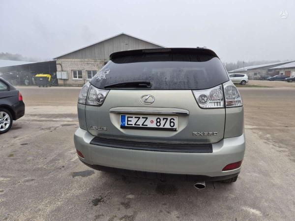 Pelēks Lexus RX 330 2005 Viļņa, ar dzinēja tilpumu 3.30 L un nobraukumu 300 tūkst. km par 2850 €, foto 4 vietnē AUTOMOTO.COM.LV