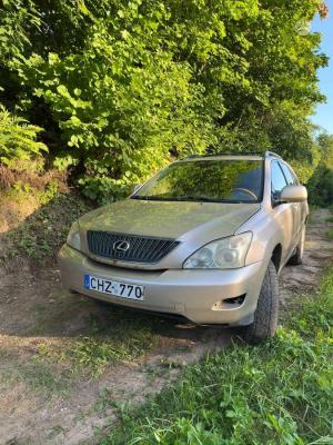 Dzeltens Lexus RX 330 2006 Viļņa, ar dzinēja tilpumu 3.30 L un nobraukumu 168 tūkst. km par 1500 €, foto  vietnē AUTOMOTO.COM.LV