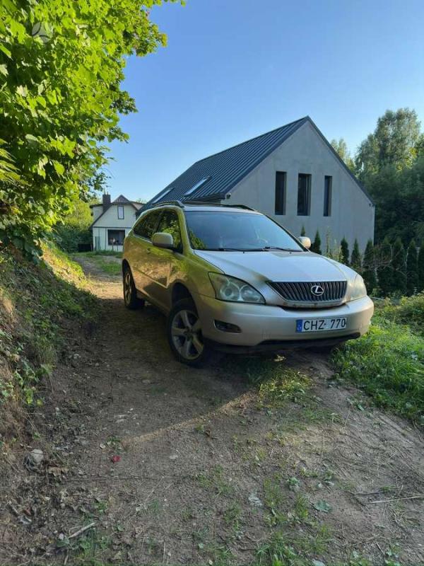 Dzeltens Lexus RX 330 2006 Viļņa, ar dzinēja tilpumu 3.30 L un nobraukumu 168 tūkst. km par 1500 €, foto 3 vietnē AUTOMOTO.COM.LV