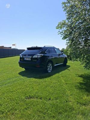 Black Lexus rx-350 2010 in Klaipeda, with an engine capacity of 3.50 L and mileage of 193 thousand km for 8999 €, photo 3 on AUTOMOTO.COM.LV