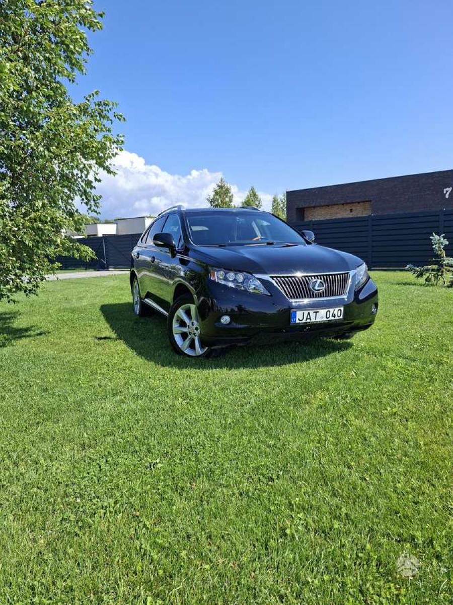 Black Lexus rx-350 2010 in Klaipeda, with an engine capacity of 3.50 L and mileage of 193 thousand km for 8999 €, photo 5 on AUTOMOTO.COM.LV