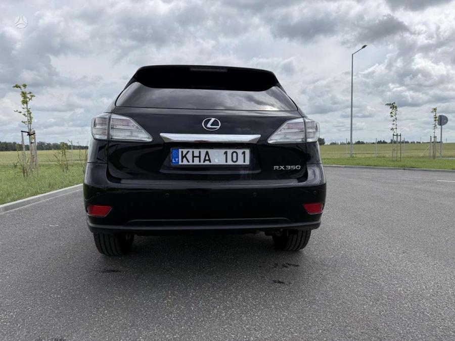 Melns Lexus rx-350 2012 Marijampole, ar dzinēja tilpumu 3.46 L un nobraukumu 405 tūkst. km par 9500 €, foto 7 vietnē AUTOMOTO.COM.LV