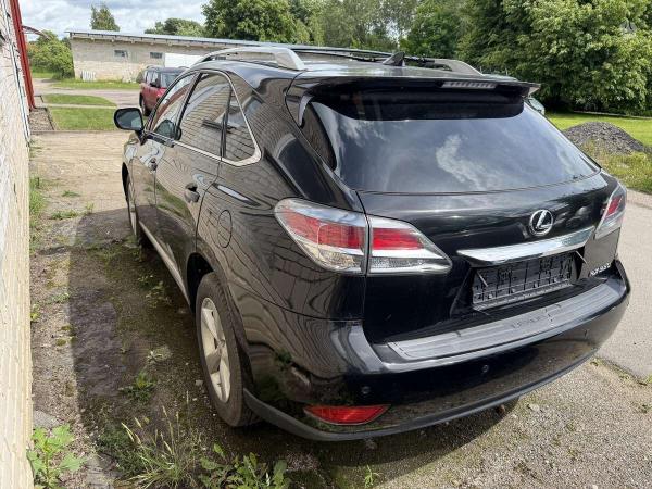 Black Lexus rx-350 2015 in Mazeikiai, with an engine capacity of 0.35 L and mileage of 11 thousand km for 7900 €, photo 5 on AUTOMOTO.COM.LV
