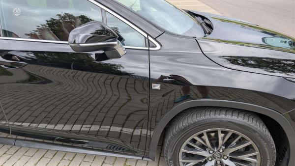 Melns Lexus rx-350 2016 Viļņa, ar dzinēja tilpumu 3.46 L un nobraukumu 288 tūkst. km par 25000 €, foto 6 vietnē AUTOMOTO.COM.LV