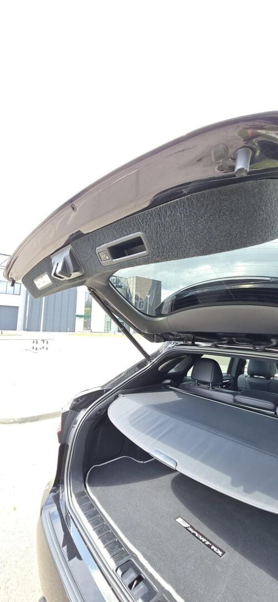Melns Lexus rx-350 2017 Kauņa, ar dzinēja tilpumu 3.50 L un nobraukumu 110 tūkst. km par 23300 €, foto 10 vietnē AUTOMOTO.COM.LV