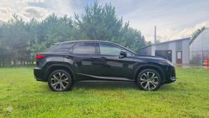 Black Lexus rx-350 2022 in Panevezys, with an engine capacity of 0.00 L and mileage of 47 thousand km for 38900 €, photo 6 on AUTOMOTO.COM.LV