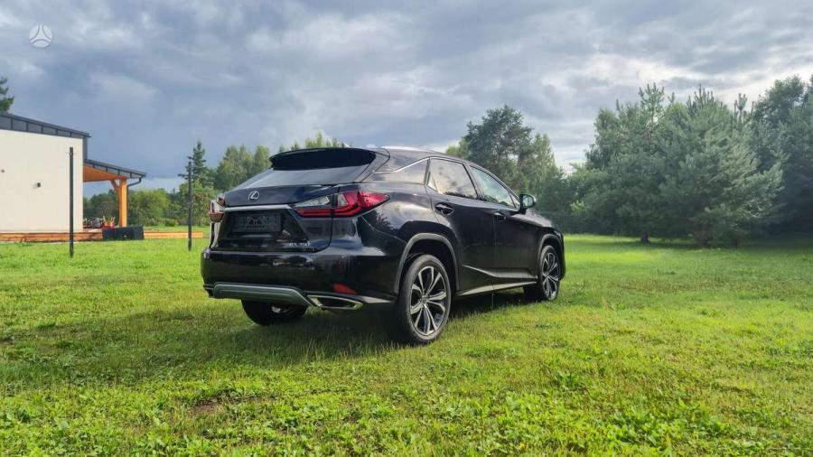 Black Lexus rx-350 2022 in Panevezys, with an engine capacity of 0.00 L and mileage of 47 thousand km for 38900 €, photo 9 on AUTOMOTO.COM.LV