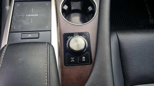 Black Lexus rx-350 2022 in Panevezys, with an engine capacity of 0.00 L and mileage of 47 thousand km for 38900 €, photo 21 on AUTOMOTO.COM.LV
