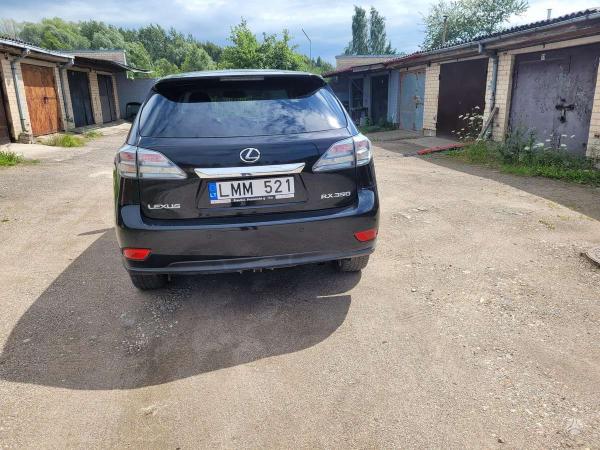 Melns Lexus rx-350 2011 Šauļi, ar dzinēja tilpumu 3.46 L un nobraukumu 197 tūkst. km par 9000 €, foto 4 vietnē AUTOMOTO.COM.LV
