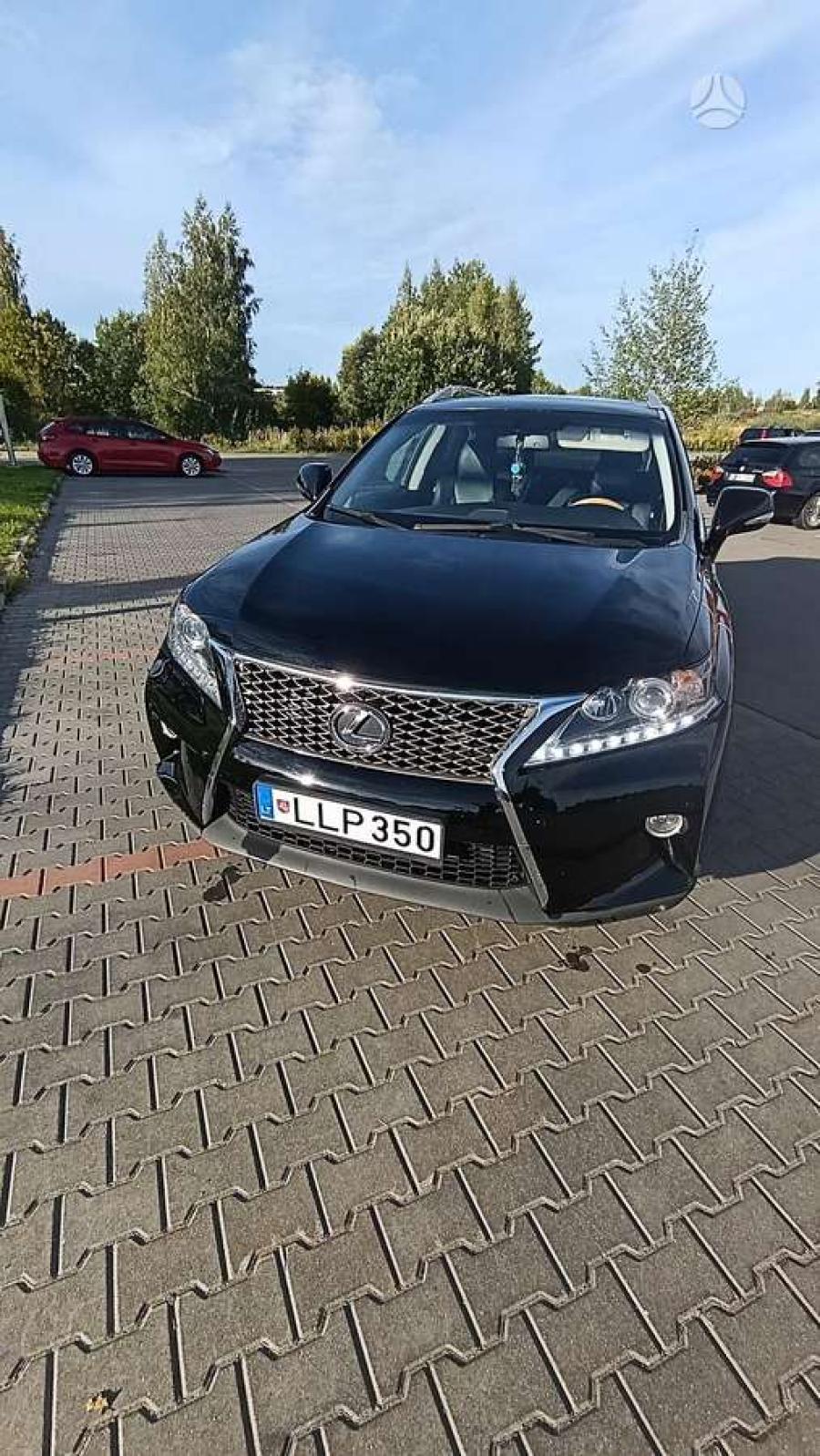 Melns Lexus rx-350 2011 Viļņa, ar dzinēja tilpumu 3.50 L un nobraukumu 223 tūkst. km par 13500 €, foto 3 vietnē AUTOMOTO.COM.LV