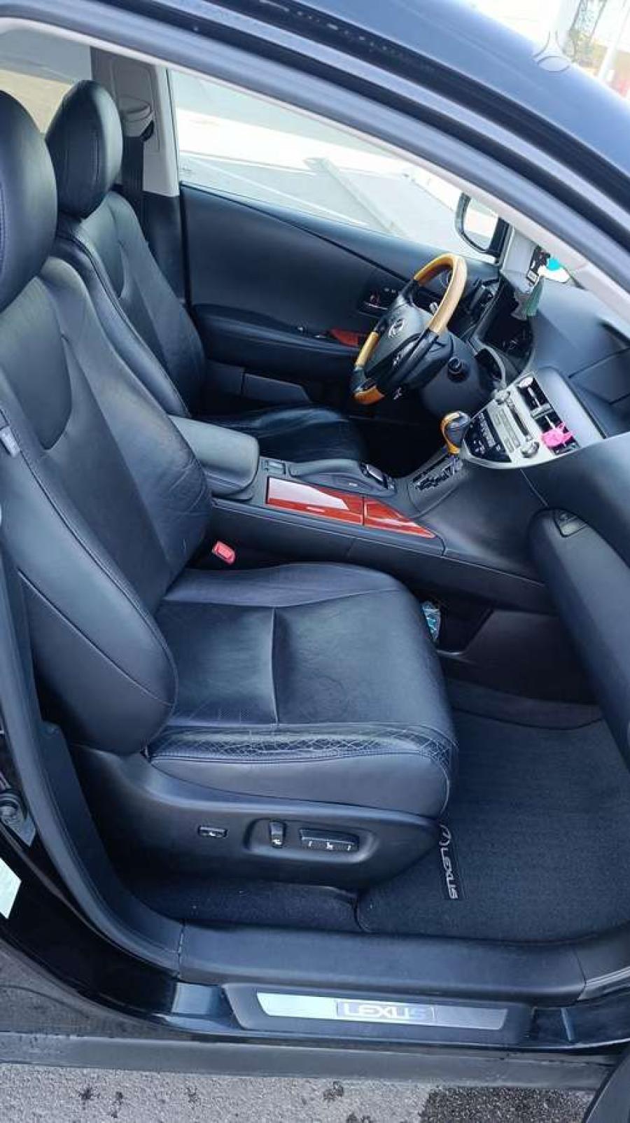 Melns Lexus rx-350 2011 Viļņa, ar dzinēja tilpumu 3.50 L un nobraukumu 223 tūkst. km par 13500 €, foto 14 vietnē AUTOMOTO.COM.LV