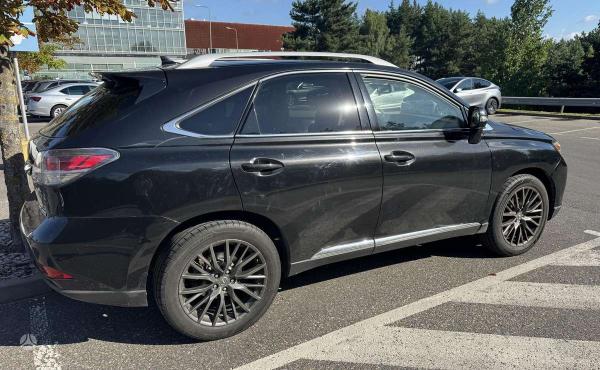 Melns Lexus rx-350 2013 Viļņa, ar dzinēja tilpumu 3.46 L un nobraukumu 230 tūkst. km par 10700 €, foto 2 vietnē AUTOMOTO.COM.LV