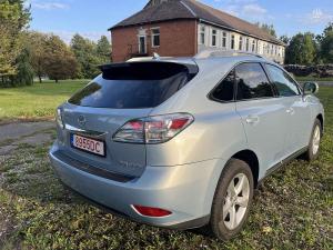 Blue Lexus rx-350 2010 in Panevezys, with an engine capacity of 3.46 L and mileage of 144 thousand km for 8500 €, photo 5 on AUTOMOTO.COM.LV