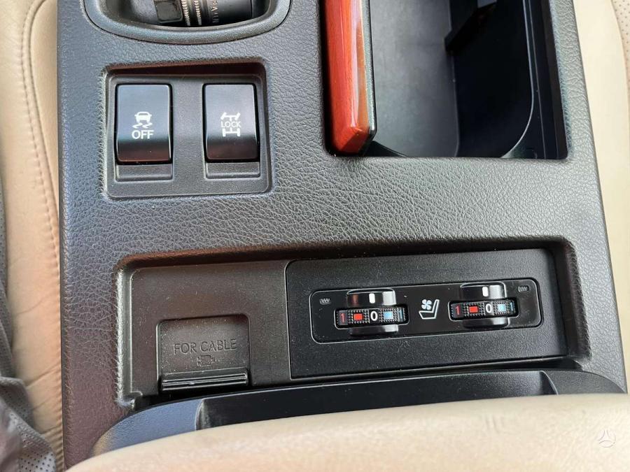 Blue Lexus rx-350 2010 in Panevezys, with an engine capacity of 3.46 L and mileage of 144 thousand km for 8500 €, photo 16 on AUTOMOTO.COM.LV
