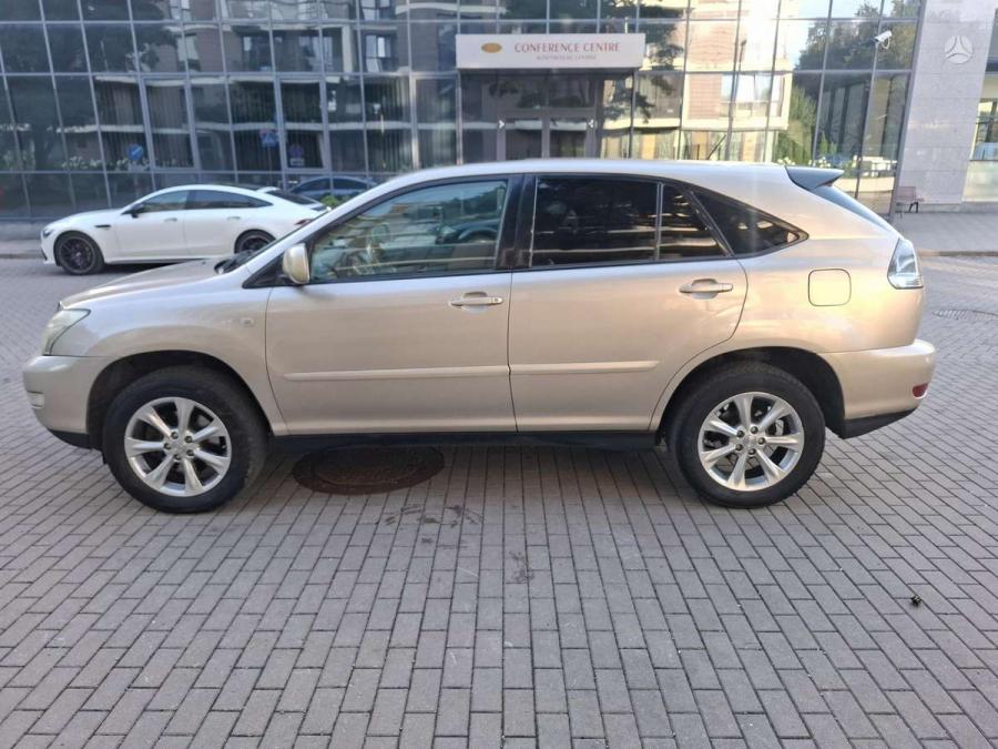 Brown Lexus rx-350 2005 in Vilnius, with an engine capacity of 3.30 L and mileage of 231 thousand km for 4100 €, photo 9 on AUTOMOTO.COM.LV