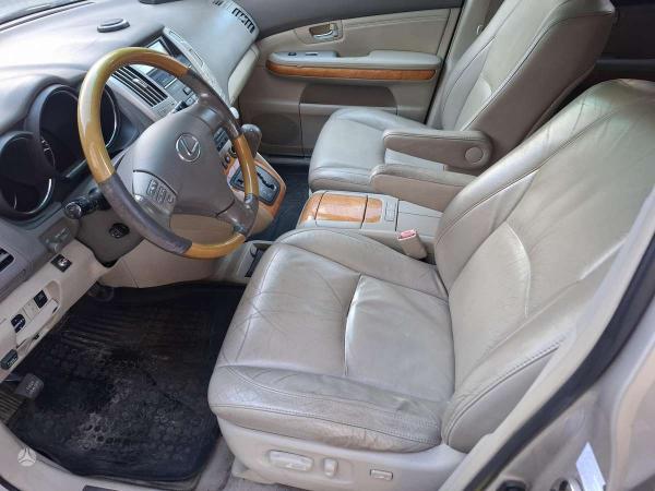 Brown Lexus rx-350 2005 in Vilnius, with an engine capacity of 3.30 L and mileage of 231 thousand km for 4100 €, photo 9 on AUTOMOTO.COM.LV