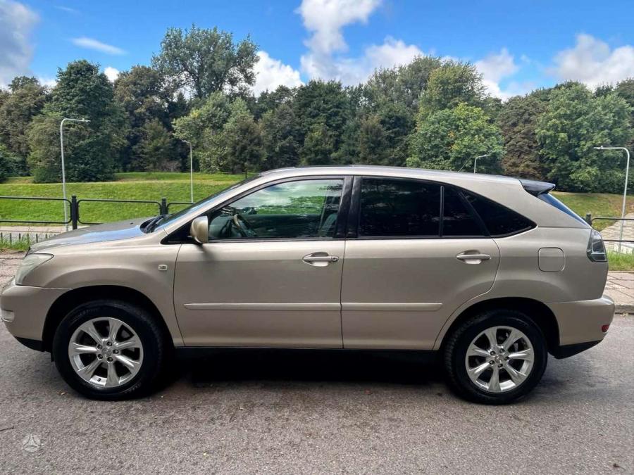 Brūns Lexus rx-350 2005 Viļņa, ar dzinēja tilpumu 3.50 L un nobraukumu 231 tūkst. km par 3400 €, foto 9 vietnē AUTOMOTO.COM.LV