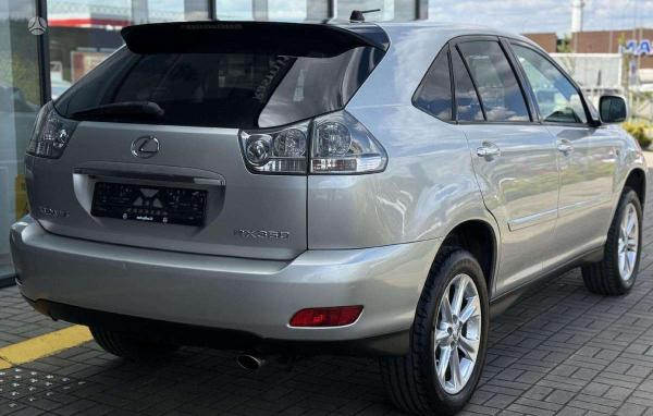 Lexus rx-350 2007 Viļņa, ar dzinēja tilpumu 3.46 L un nobraukumu 175 tūkst. km par 8999 €, foto 4 vietnē AUTOMOTO.COM.LV