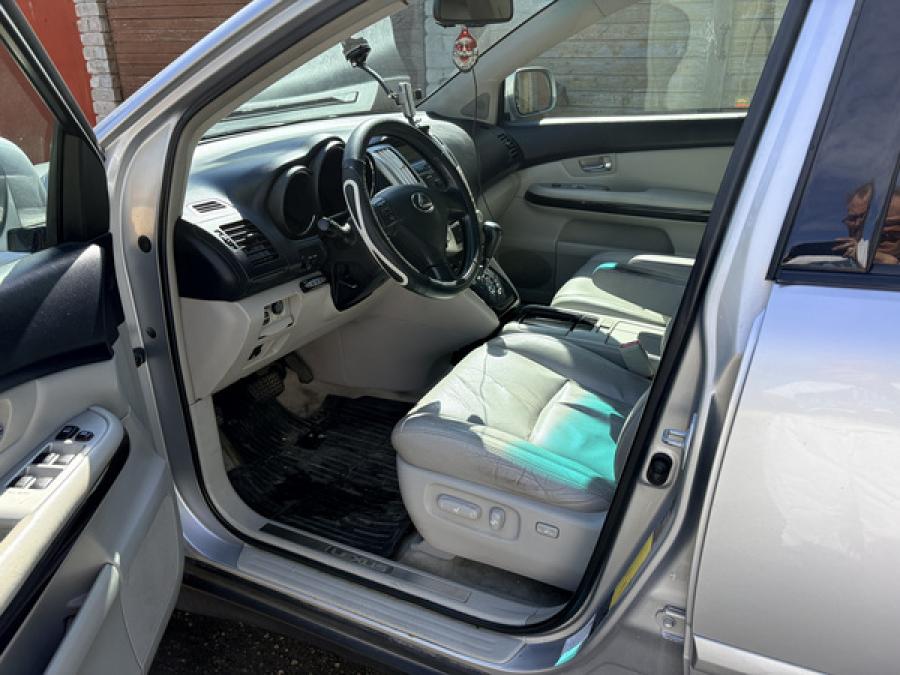 Lexus rx-350 2010 Tallina, ar dzinēja tilpumu 3.50 L un nobraukumu 319 tūkst. km par 4900 €, foto 9 vietnē AUTOMOTO.COM.LV