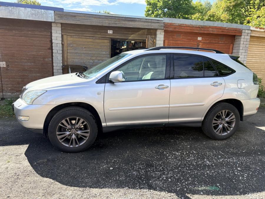 Lexus rx-350 2010 Tallina, ar dzinēja tilpumu 3.50 L un nobraukumu 319 tūkst. km par 4900 €, foto 16 vietnē AUTOMOTO.COM.LV
