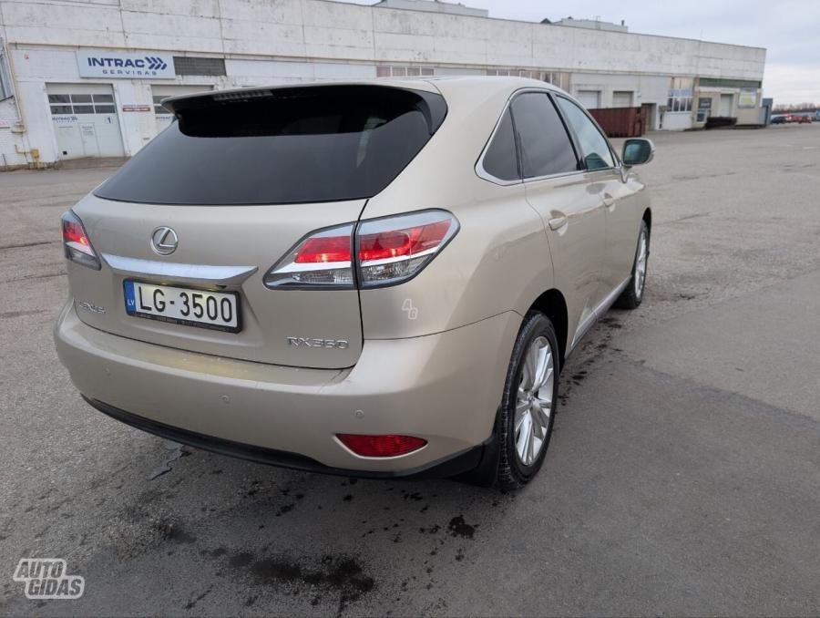 Lexus rx-350 2012 Panevēža, ar dzinēja tilpumu 3.50 L un nobraukumu 448 tūkst. km par 8650 €, foto 6 vietnē AUTOMOTO.COM.LV