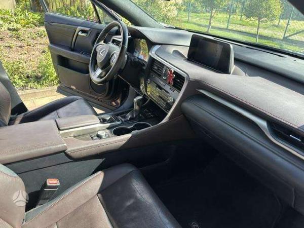 Лексус RX 350 2017 в Каунас на AUTOMOTO.COM.LV Лексус RX 350 2017 в Каунас, объемом двигателя 3.46 л и пробегом 92 тыс. км за 30200 €, фото 7 на AUTOMOTO.COM.LV
