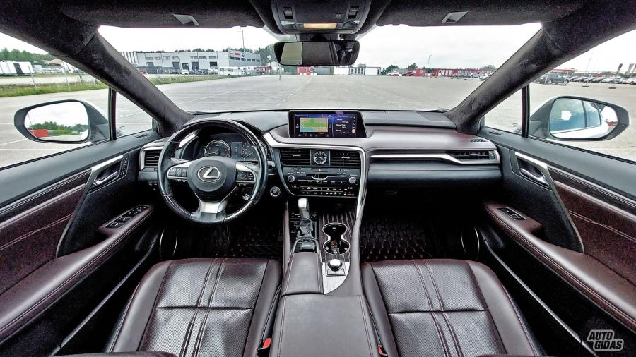 Lexus rx-350 2017 in Vilnius, with an engine capacity of 3.50 L and mileage of 77 thousand km for 25700 €, photo 19 on AUTOMOTO.COM.LV