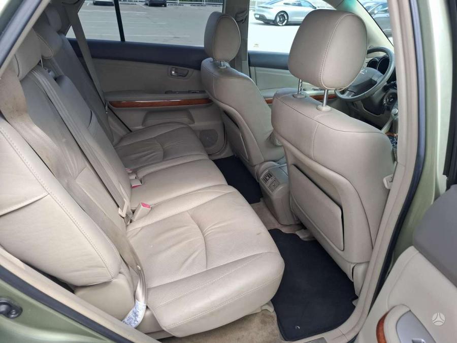 Zaļš Lexus rx-350 2008 Viļņa, ar dzinēja tilpumu 3.46 L un nobraukumu 237 tūkst. km par 4900 €, foto 13 vietnē AUTOMOTO.COM.LV