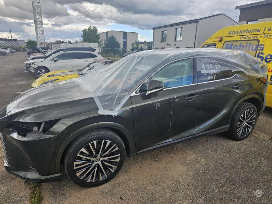 Zaļš Lexus rx-350 2024 Kauņa, ar dzinēja tilpumu 2.39 L un nobraukumu 33 tūkst. km par 28435 €, foto 3 vietnē AUTOMOTO.COM.LV