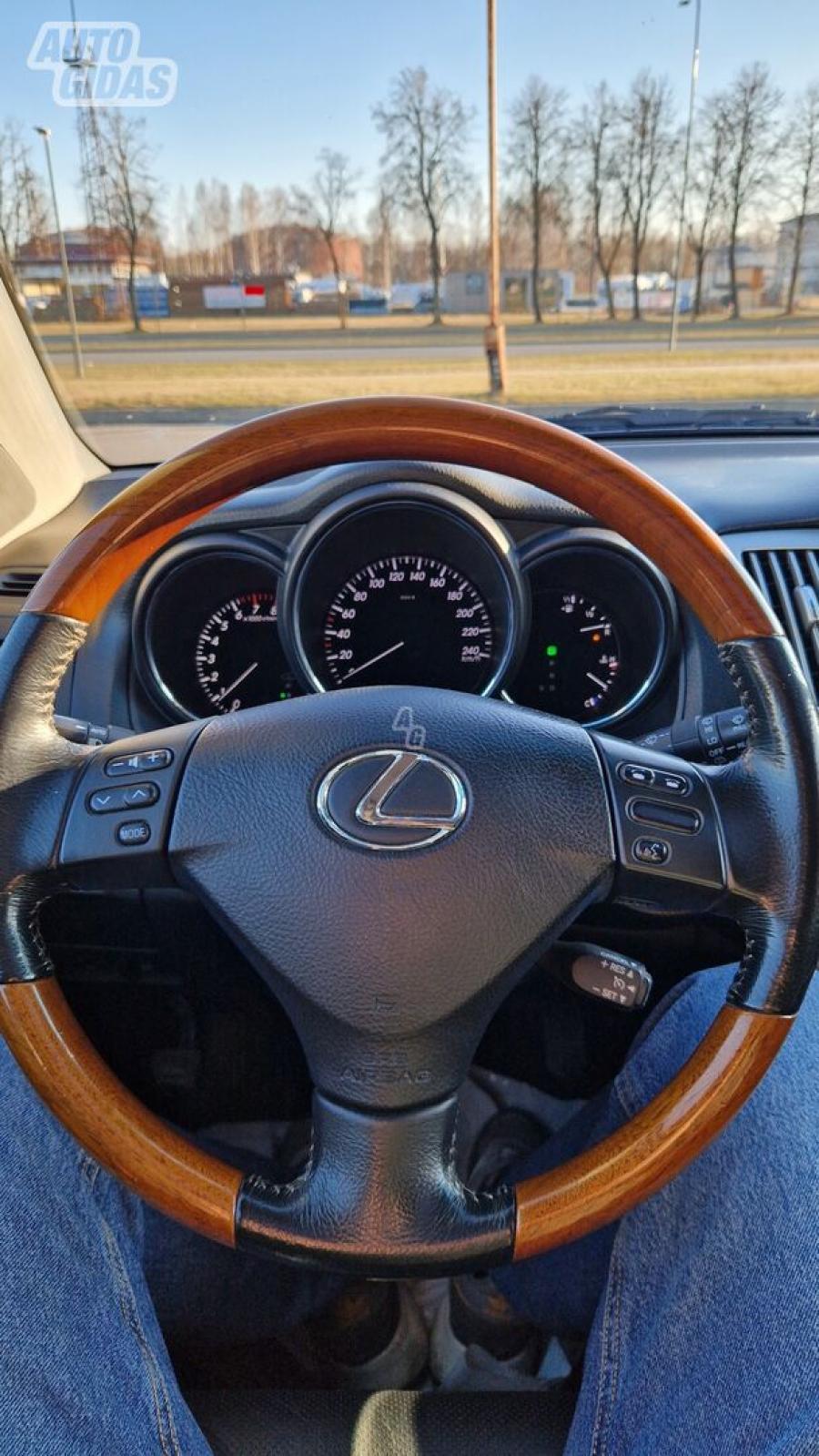 Pelēks Lexus rx-350 2008 Kauņa, ar dzinēja tilpumu 3.50 L un nobraukumu 185 tūkst. km par 8290 €, foto 12 vietnē AUTOMOTO.COM.LV