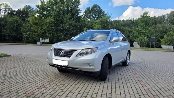 Серый Лексус RX 350 2010 в Таураге, объемом двигателя 3.50 л и пробегом 205 тыс. км за 8300 €, фото 1 на AUTOMOTO.COM.LV