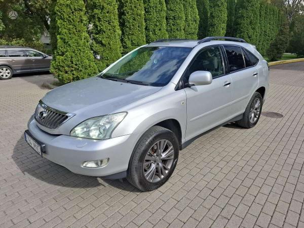 Grey Lexus rx-350 2010 in Vilnius, with an engine capacity of 3.30 L and mileage of 309 thousand km for 4700 €, photo 1 on AUTOMOTO.COM.LV
