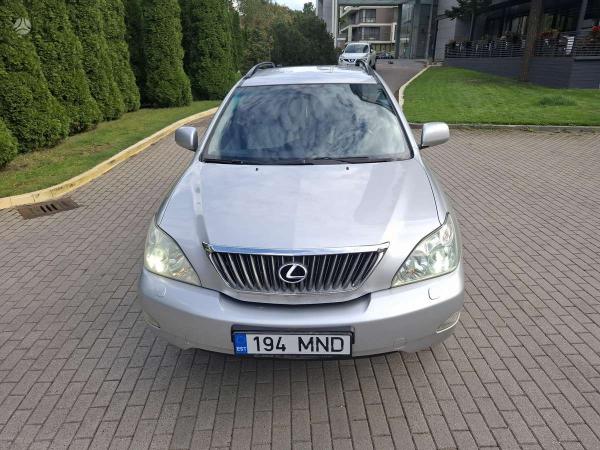 Grey Lexus rx-350 2010 in Vilnius, with an engine capacity of 3.30 L and mileage of 309 thousand km for 4700 €, photo 3 on AUTOMOTO.COM.LV