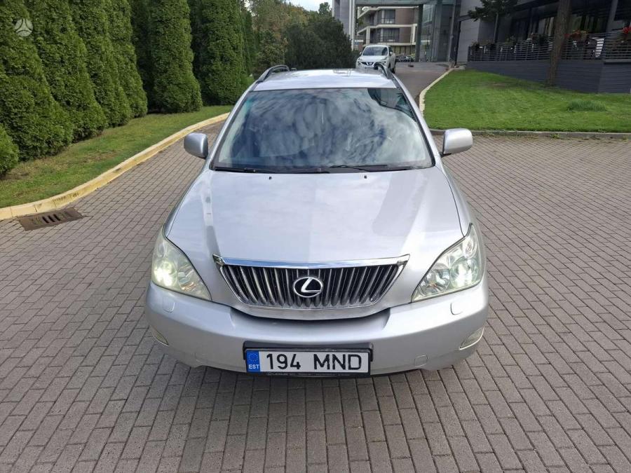 Pelēks Lexus rx-350 2010 Viļņa, ar dzinēja tilpumu 3.30 L un nobraukumu 309 tūkst. km par 4700 €, foto 3 vietnē AUTOMOTO.COM.LV