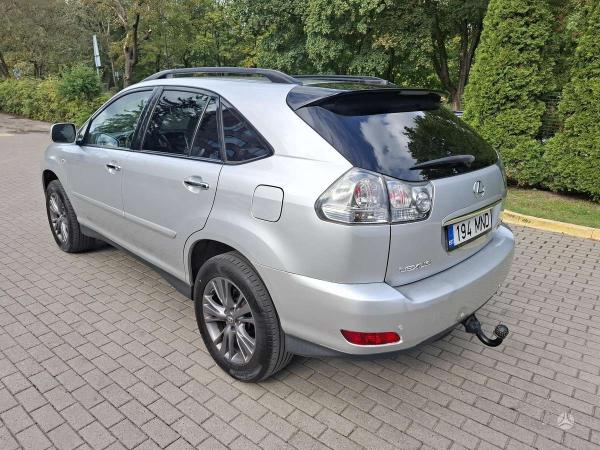Grey Lexus rx-350 2010 in Vilnius, with an engine capacity of 3.30 L and mileage of 309 thousand km for 4700 €, photo 8 on AUTOMOTO.COM.LV