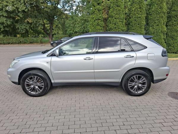 Grey Lexus rx-350 2010 in Vilnius, with an engine capacity of 3.30 L and mileage of 309 thousand km for 4700 €, photo 9 on AUTOMOTO.COM.LV