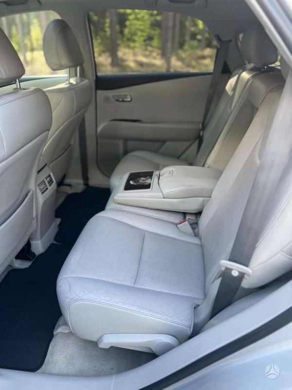 Pelēks Lexus rx-350 2011 Druskininkai, ar dzinēja tilpumu 3.46 L un nobraukumu 308 tūkst. km par 9500 €, foto 11 vietnē AUTOMOTO.COM.LV
