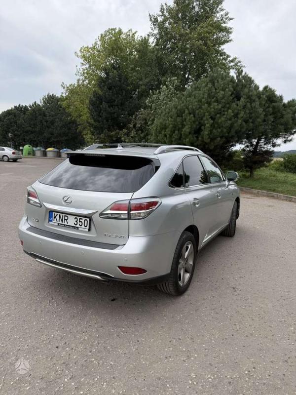 Pelēks Lexus rx-350 2013 Alīta, ar dzinēja tilpumu 3.50 L un nobraukumu 220 tūkst. km par 11900 €, foto 4 vietnē AUTOMOTO.COM.LV