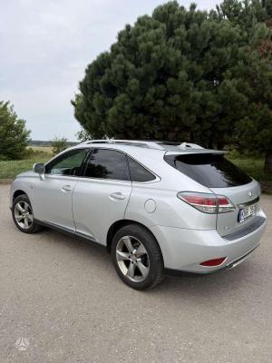 Pelēks Lexus rx-350 2013 Alīta, ar dzinēja tilpumu 3.50 L un nobraukumu 220 tūkst. km par 11900 €, foto 5 vietnē AUTOMOTO.COM.LV